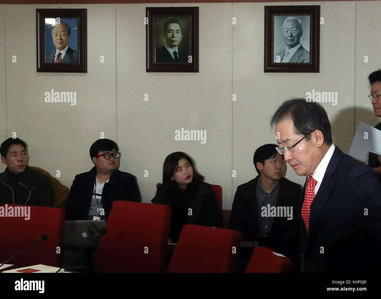 17th Nov, 2017. Pictures of ex-presidents The pictures of ex-presidents ...