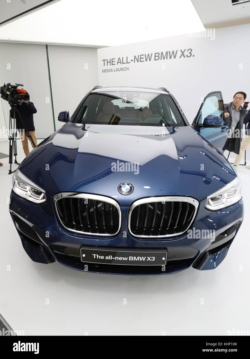 17th Nov, 2017. BMW's new SUV debuts in S Korea The all-new BMW X3, a ...