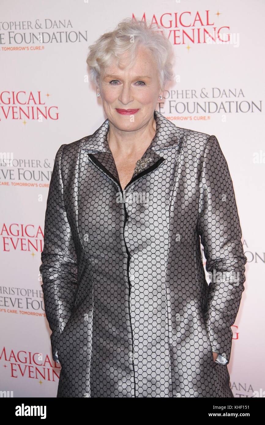 New York, NY, USA. 16th Nov, 2017. Glenn Close at The Christopher ...