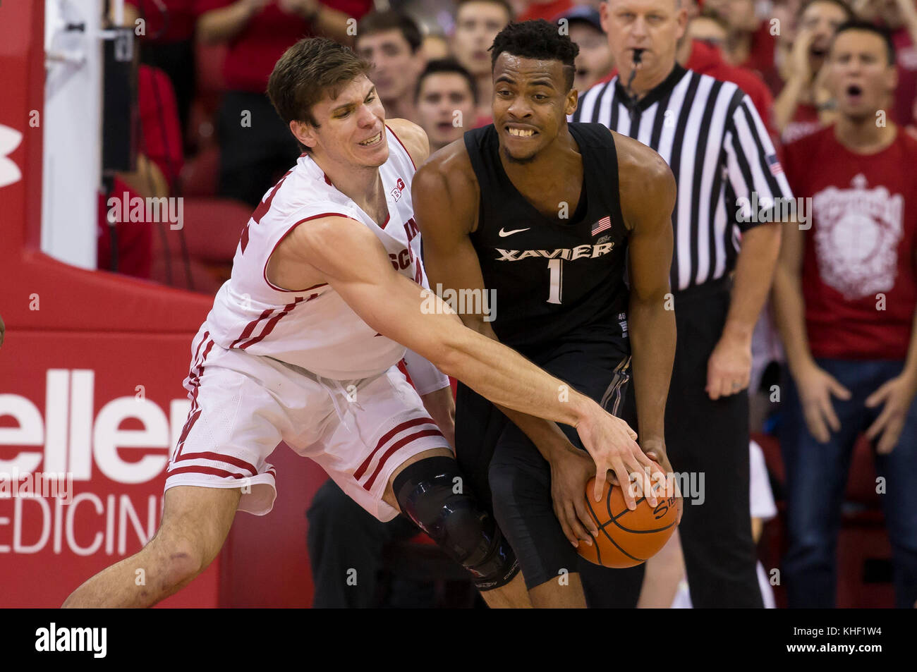 Madison, WI, USA. 16th Nov, 2017. Wisconsin Badgers forward Ethan Happ ...