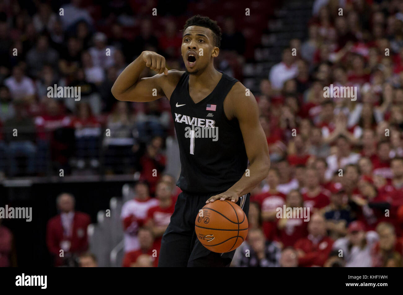 Madison, WI, USA. 16th Nov, 2017. Xavier Musketeers guard Paul Scruggs ...