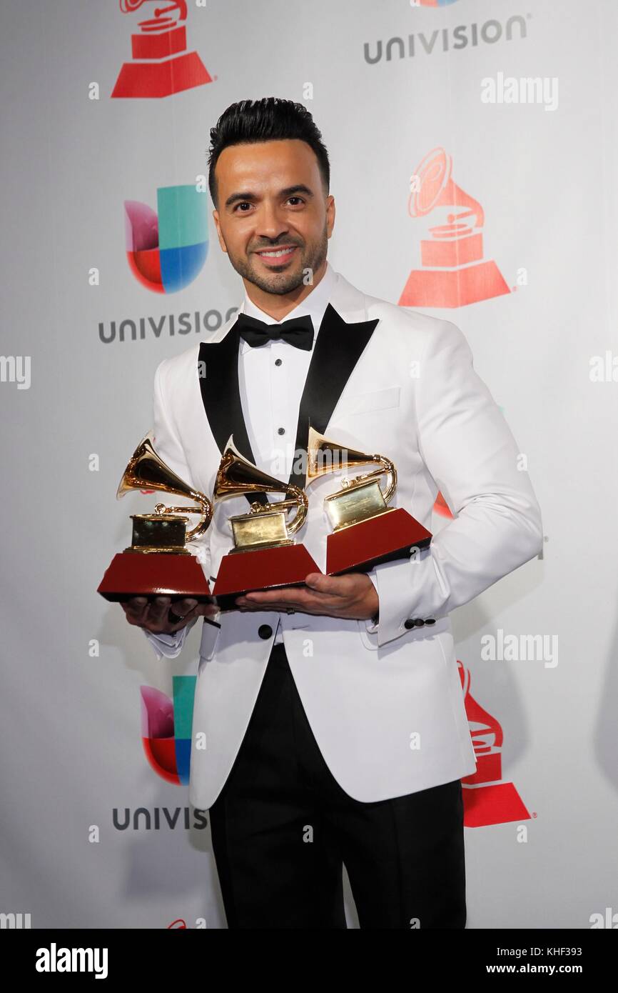 Luis fonsi record of the year hi-res stock photography and images - Alamy