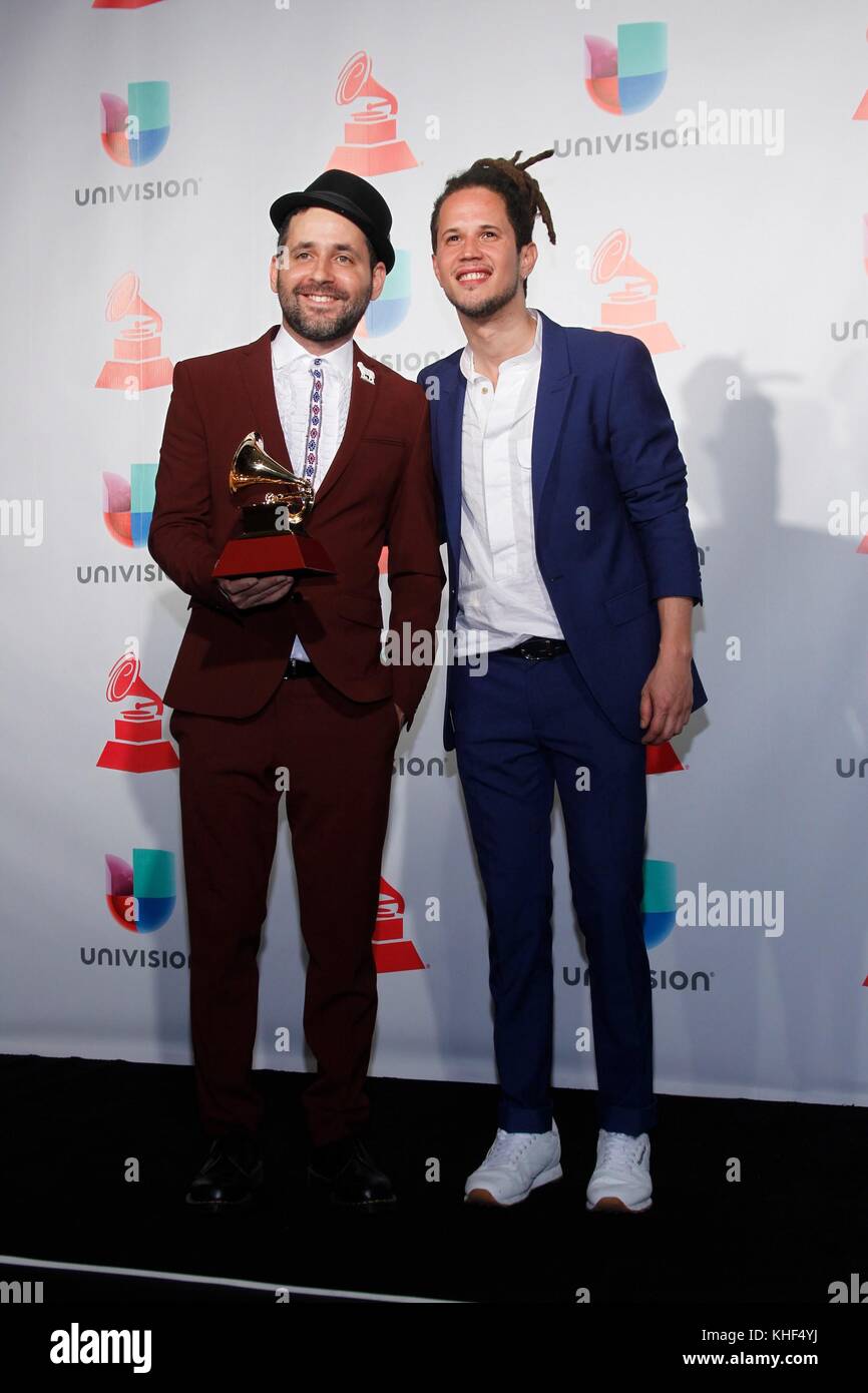 Las Vegas, NV, USA. 16th Nov, 2017. Eduardo Cabra, Vincente Garcia in ...