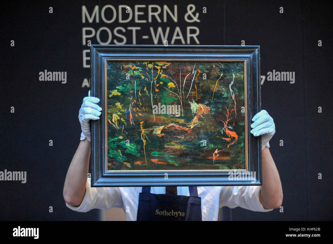 Winston churchill the goldfish pool at chartwell hi-res stock ...