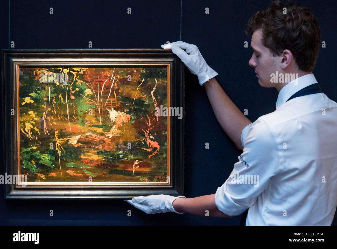 London, UK. 17th Nov, 2017. Sir Winston Churchill, The Goldfish Pool at ...