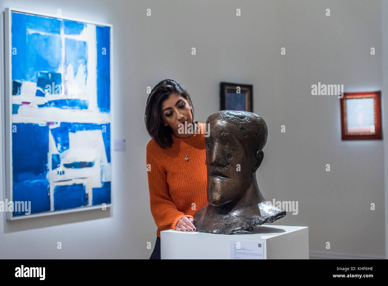 London, UK. 17th Nov, 2017. Dame Elisabeth Frink, Head, bronze, circa ...