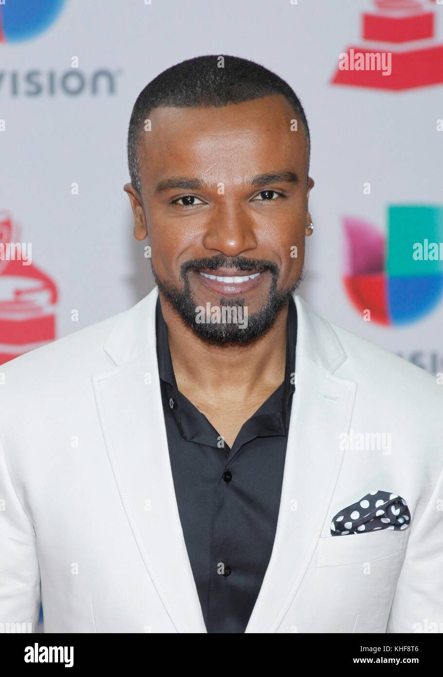 Las Vegas, NV, USA. 16th Nov, 2017. Alexandre Pires at arrivals for ...