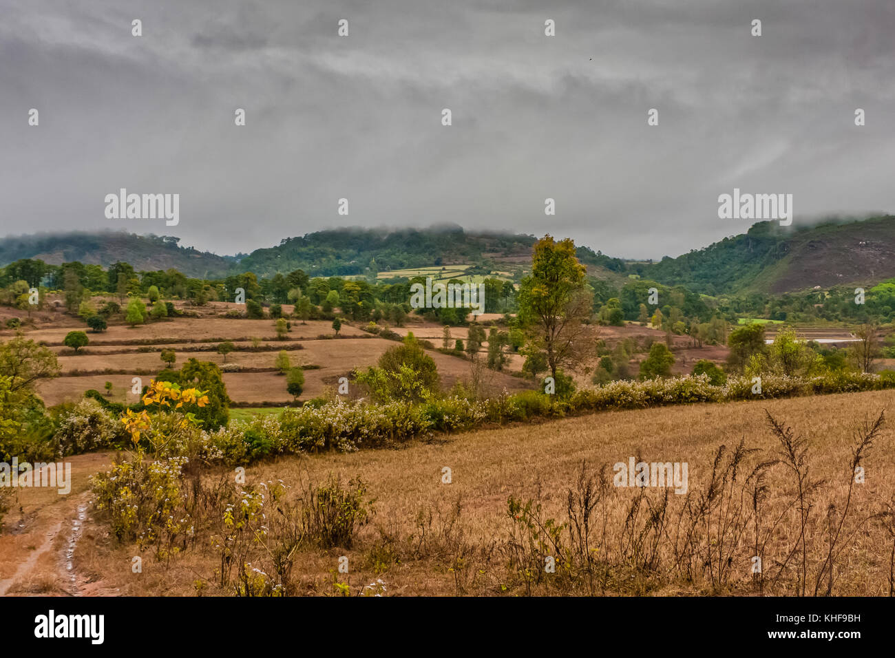 Shan province hi-res stock photography and images - Alamy