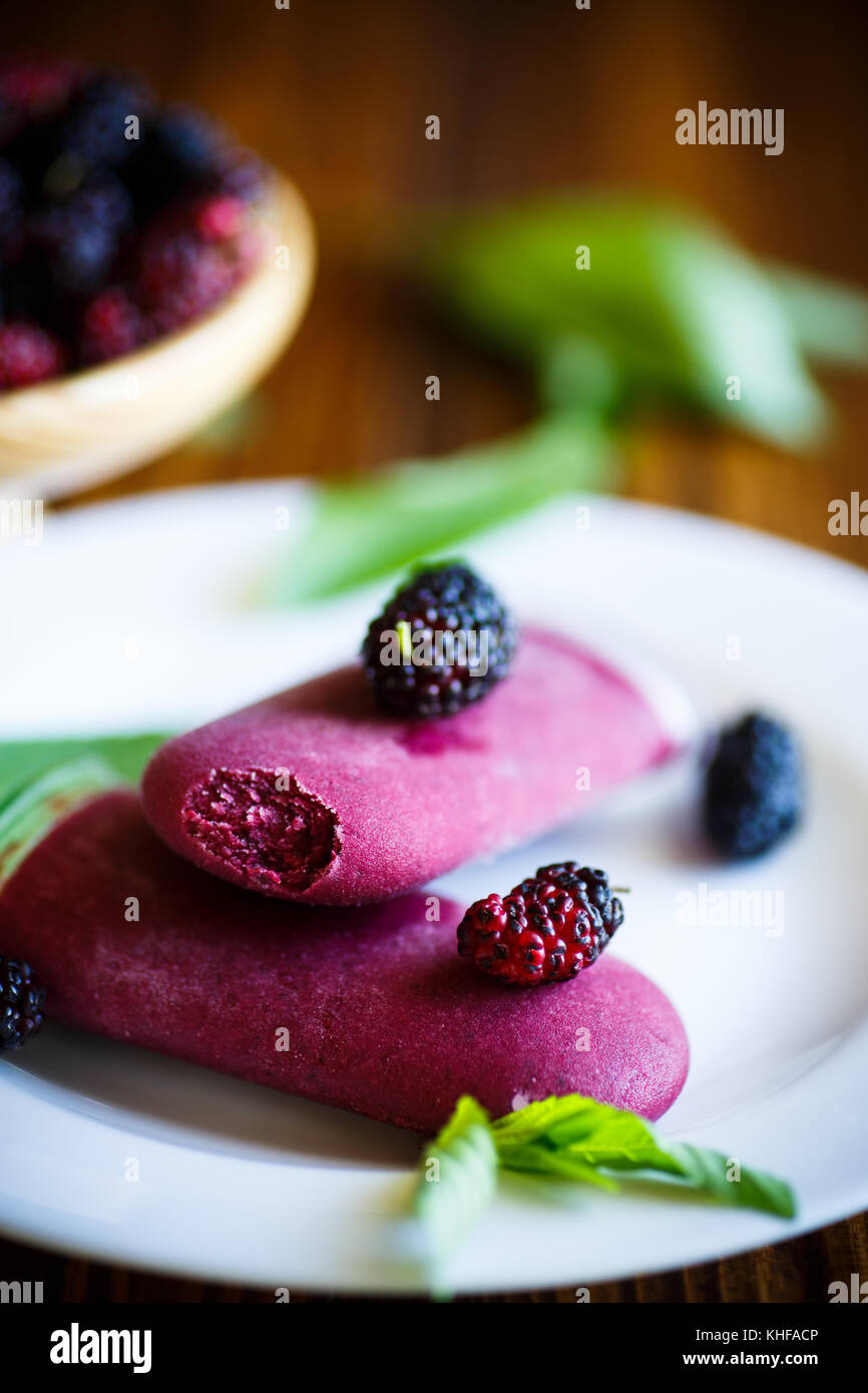 Mulberry flavor hi-res stock photography and images - Alamy