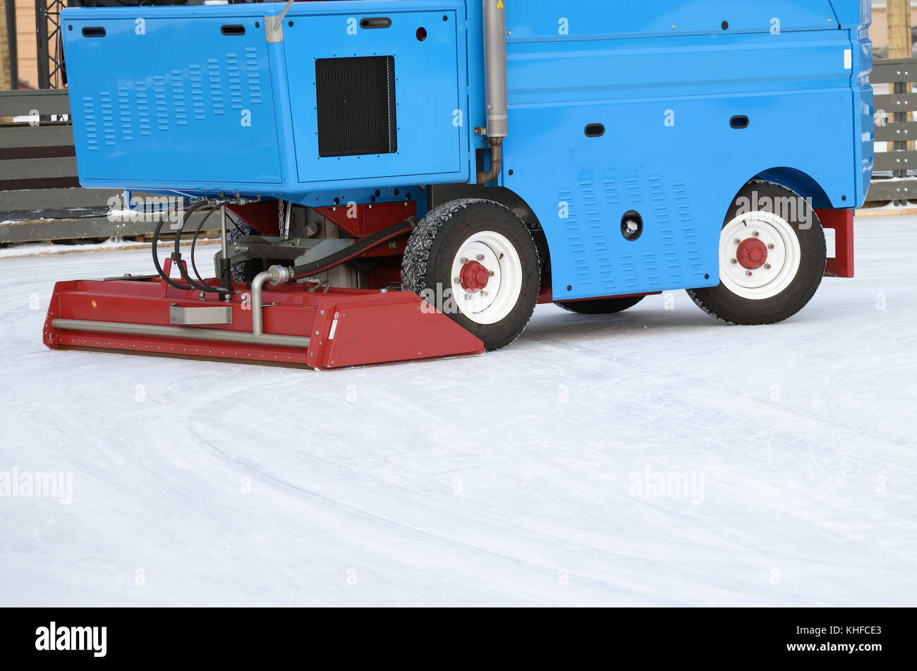 special vehicles clean the ice at the city ice rink Stock Photo - Alamy