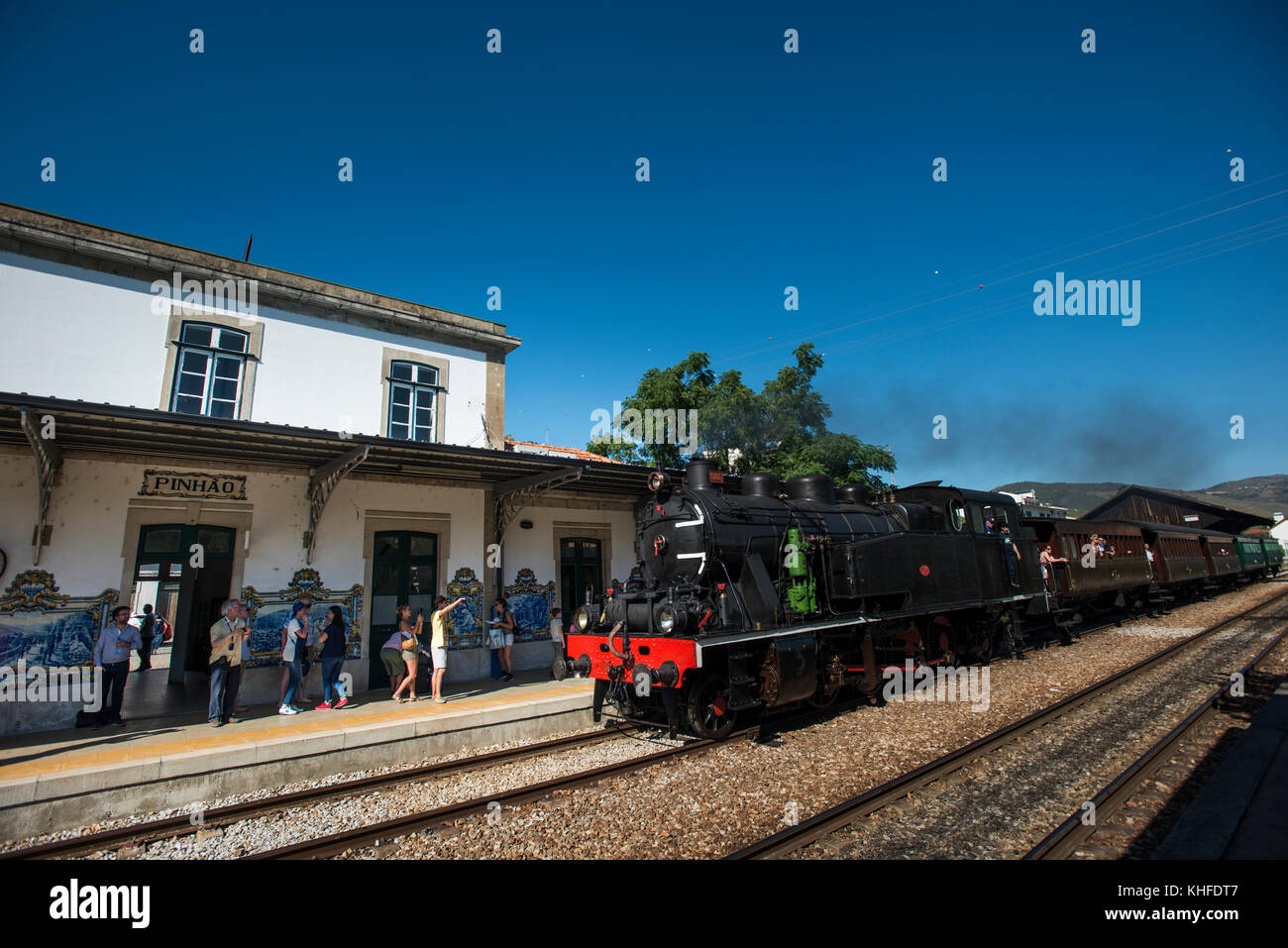 Douro valley train tour hi-res stock photography and images - Alamy