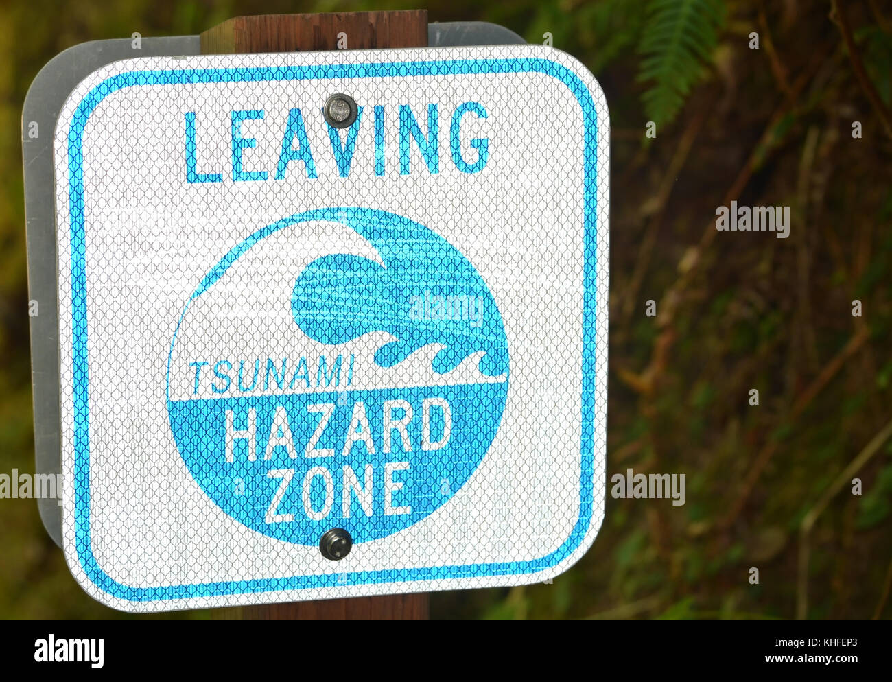Sign on the Pacific ocean shore Stock Photo - Alamy