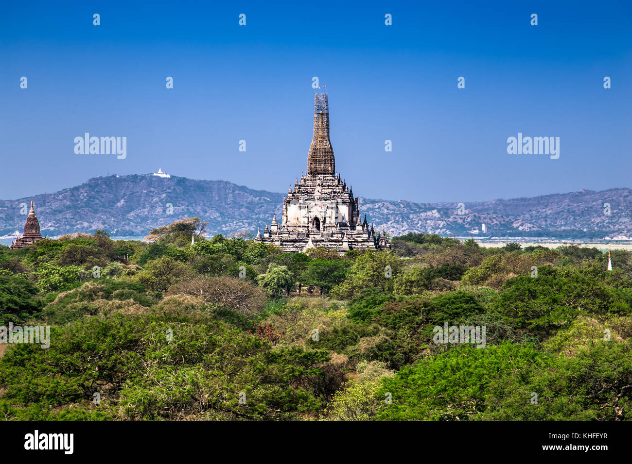 Panorama with ancient temple in Bagan, Myanmar. (Burma Stock Photo - Alamy