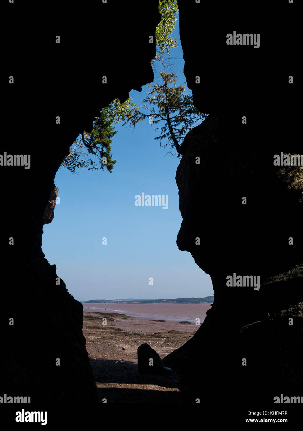 Flower pot rocks hi-res stock photography and images - Alamy