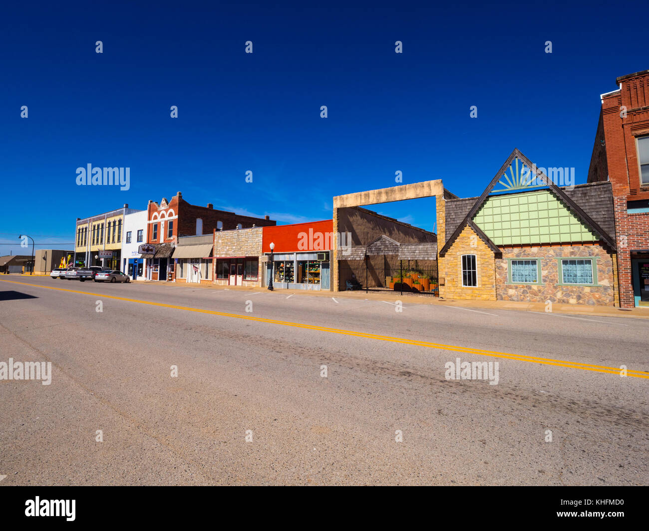 Stroud town center hi-res stock photography and images - Alamy