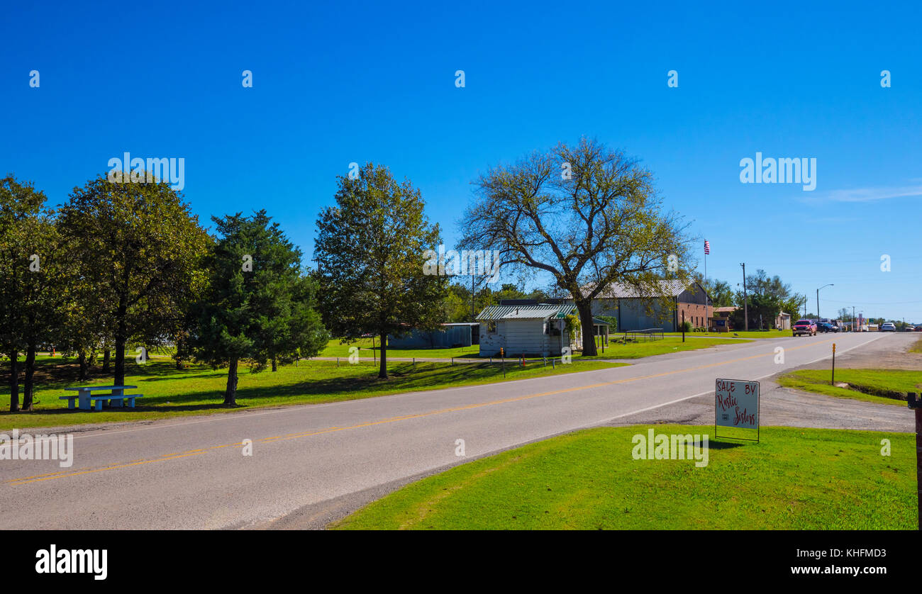 Green country ok hi-res stock photography and images - Alamy