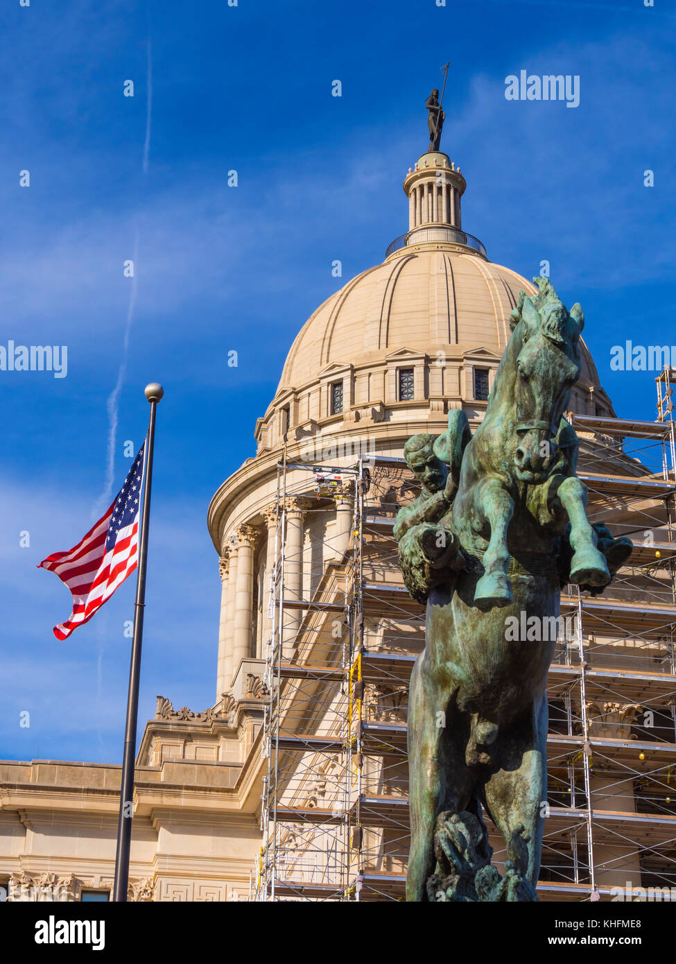 Monument and Flags of Oklahoma at State Capitol in Oklahoma City Stock ...