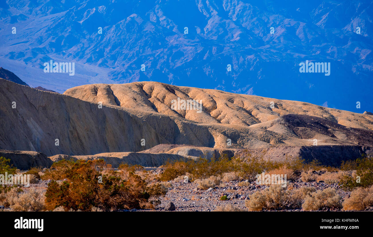 Beautiful scenery route through Death Valley National Park in ...