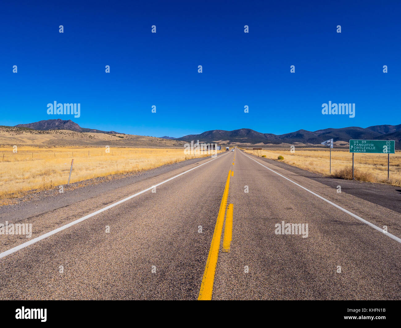 Beautiful country road in Utah Stock Photo - Alamy
