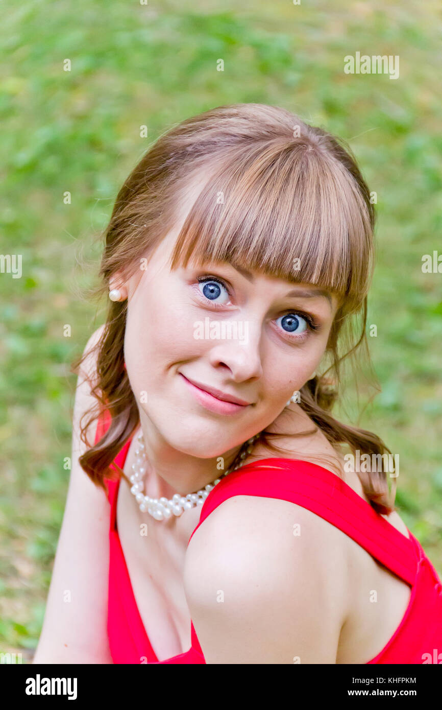 Bulging eyes woman hi-res stock photography and images - Alamy