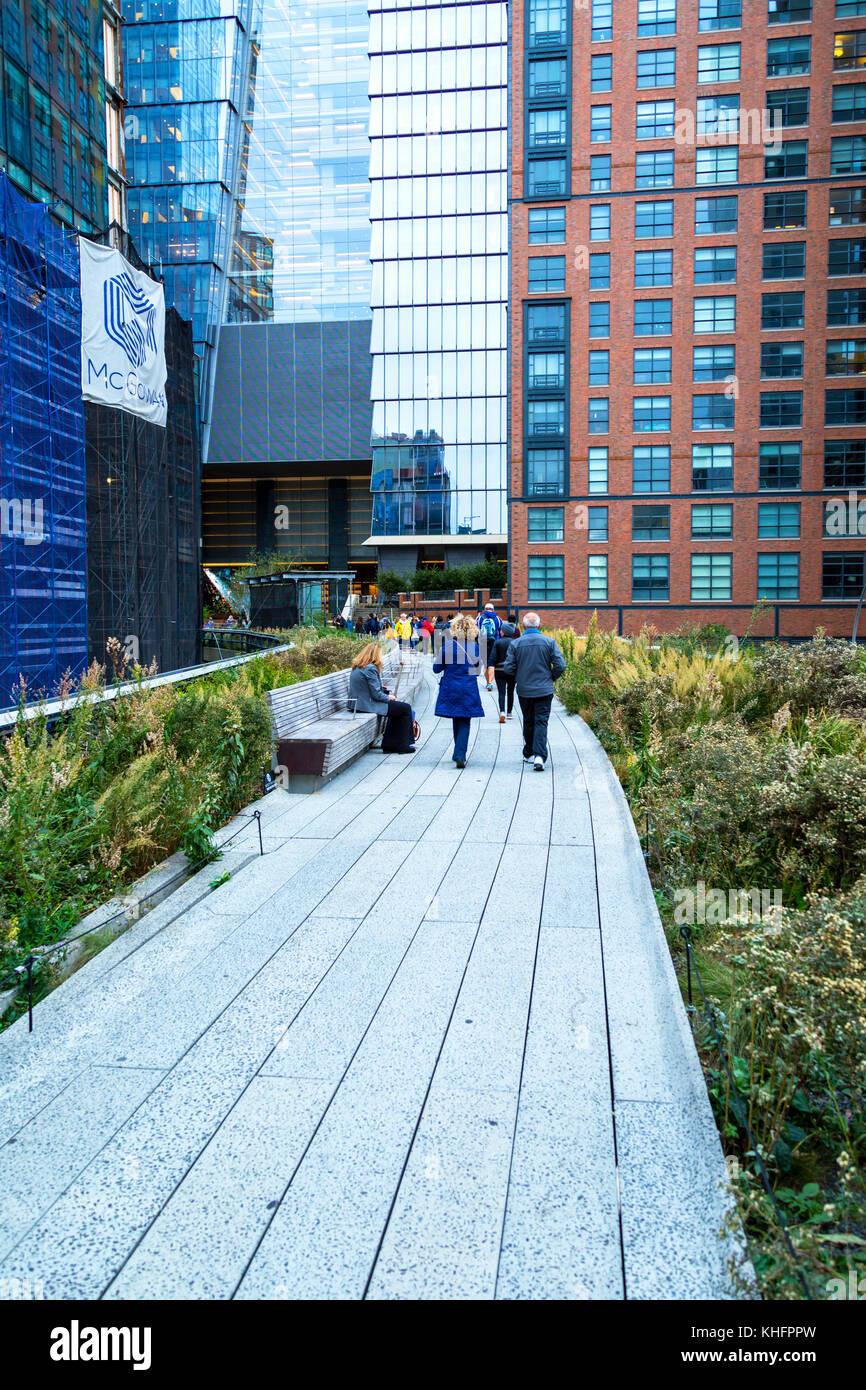 The High Line New York Central Railroad spur on the west side of ...