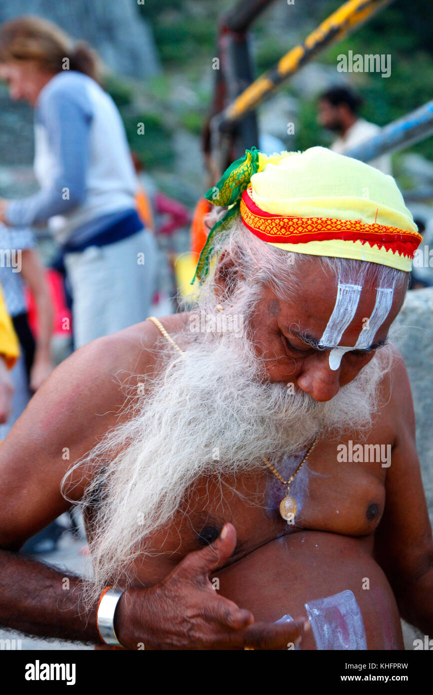 Sadhu (Baba), Indian Holy Man, Badarinath, Himalayas, India (© Saji ...