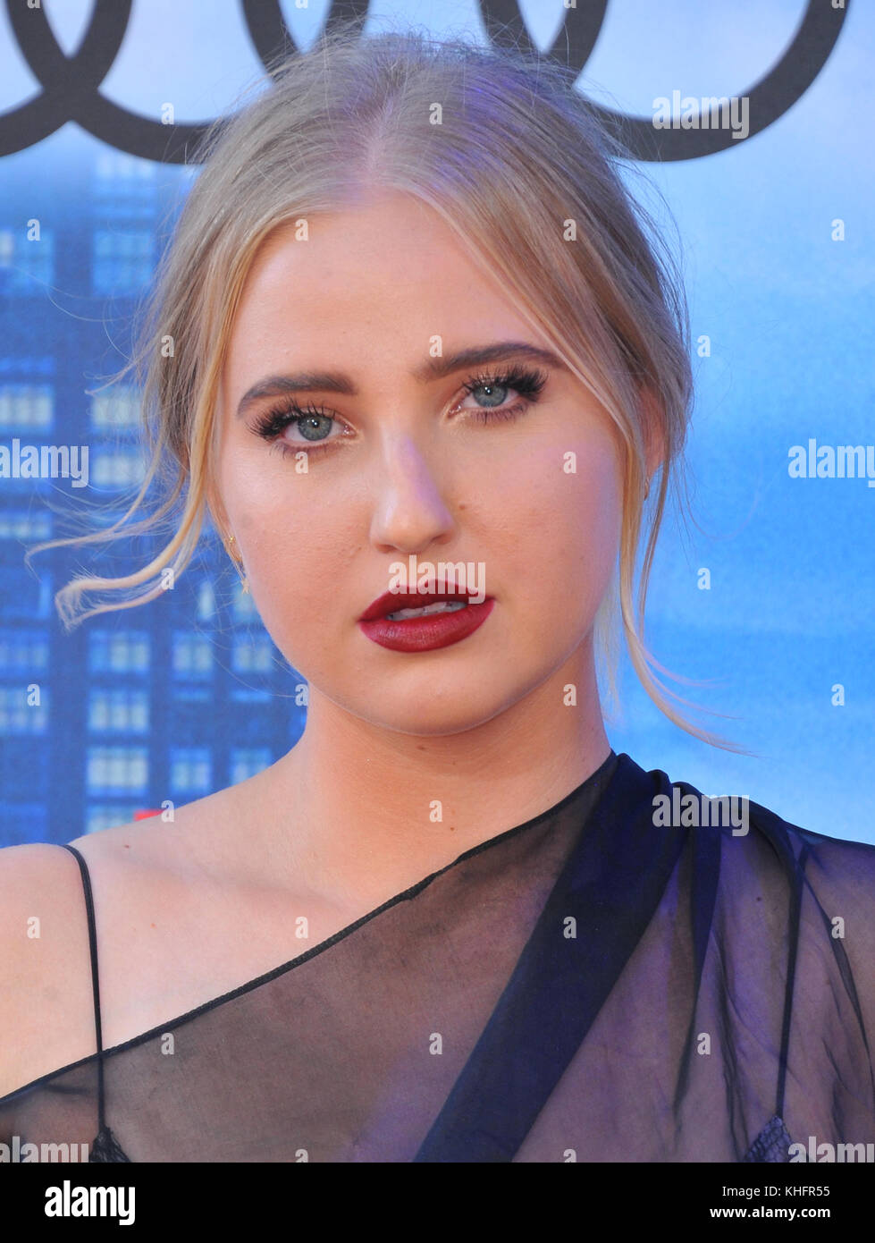 Veronica dunne hi-res stock photography and images - Alamy
