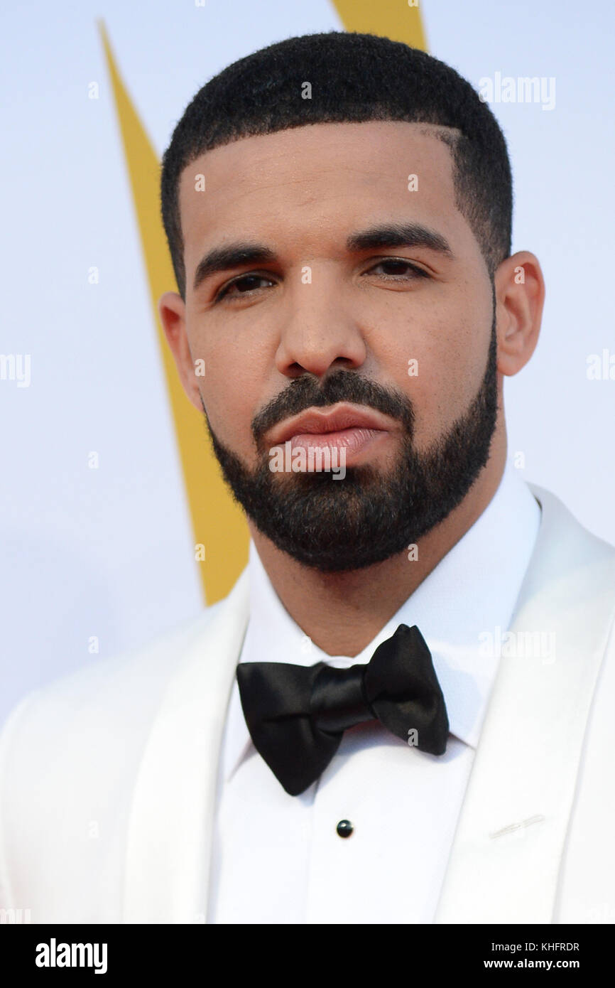 NEW YORK, NY - JUNE 26: Drake attends the 2017 NBA Awards at Basketball ...