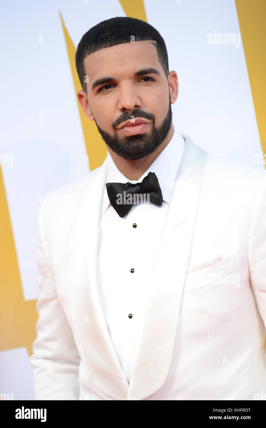 NEW YORK, NY - JUNE 26: Drake attends the 2017 NBA Awards at Basketball ...