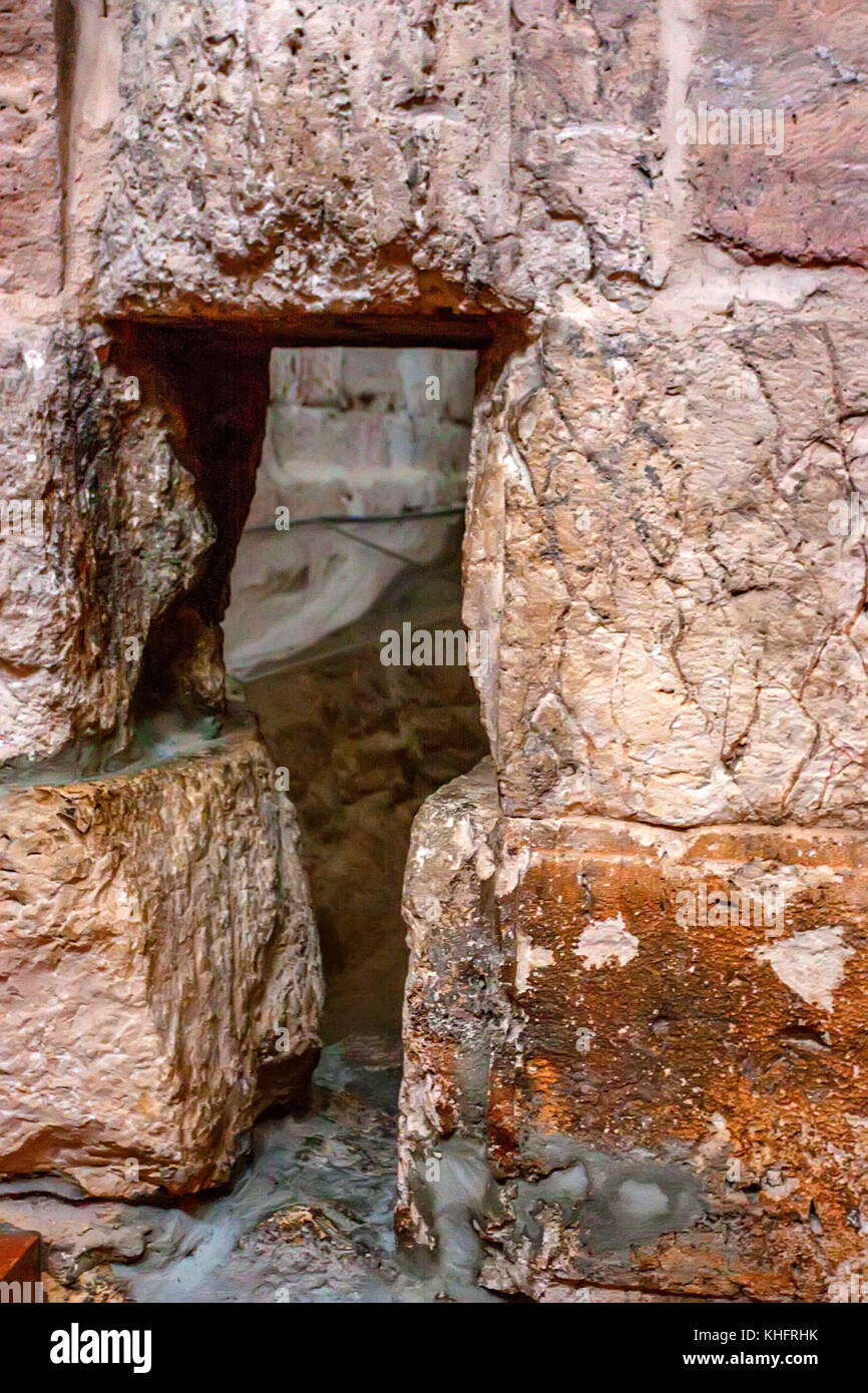 Needle eye israel hi-res stock photography and images - Alamy