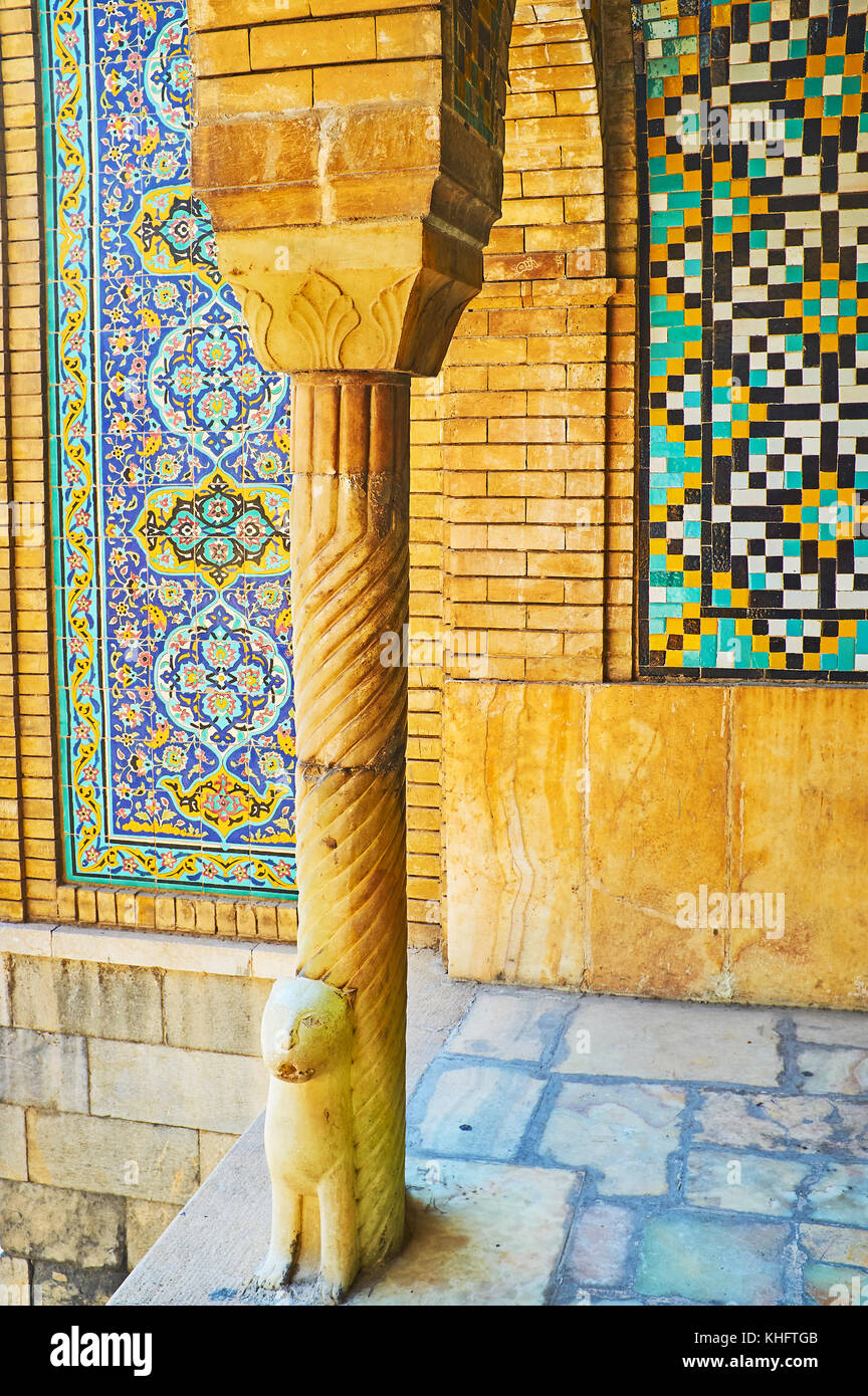 Slender pillar hi-res stock photography and images - Alamy