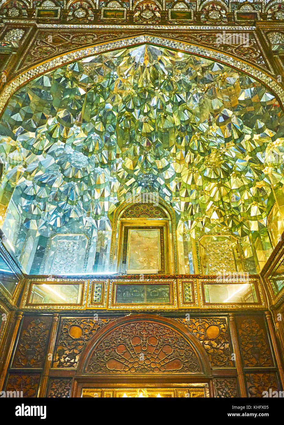 TEHRAN, IRAN - OCTOBER 11, 2017: The arched niche in mirror hall of ...