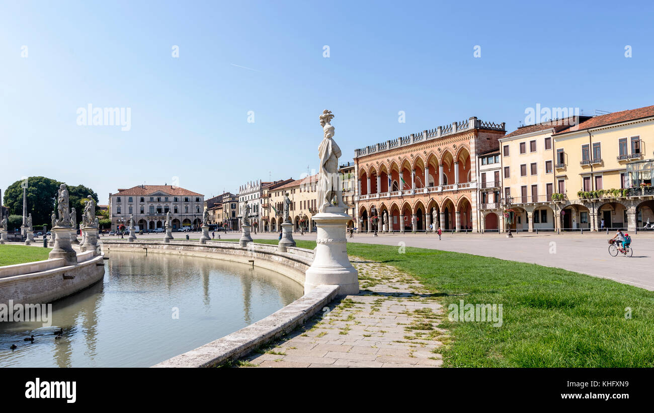 Prato della valle, Padova, Italy Stock Photo - Alamy