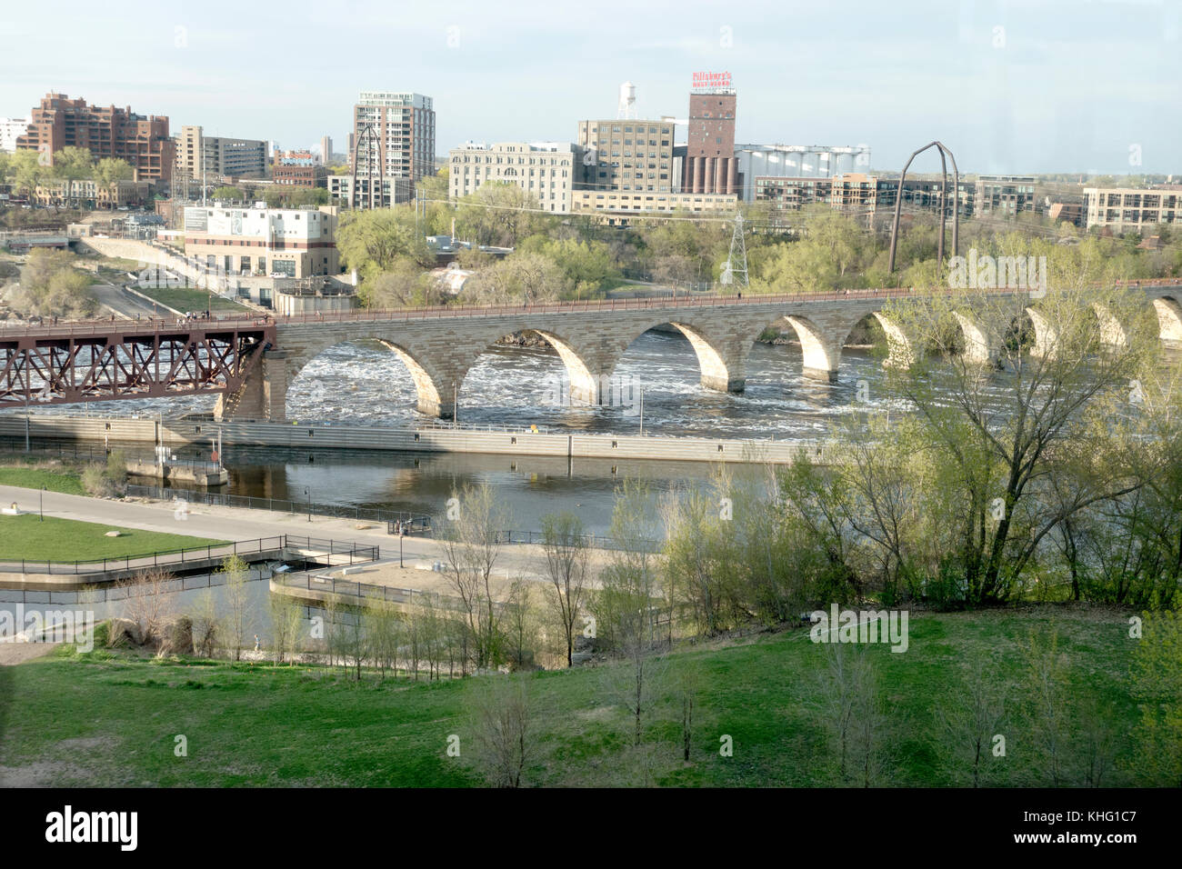 Historic Stone Arch Bridge spanning the Mississippi River from the ...