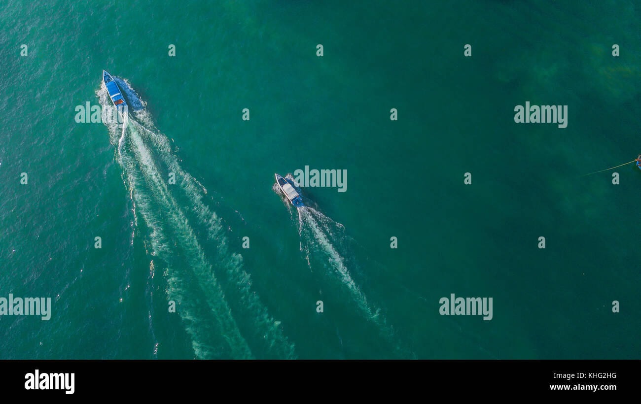 Aerial view of speed boat in the sea Stock Photo - Alamy