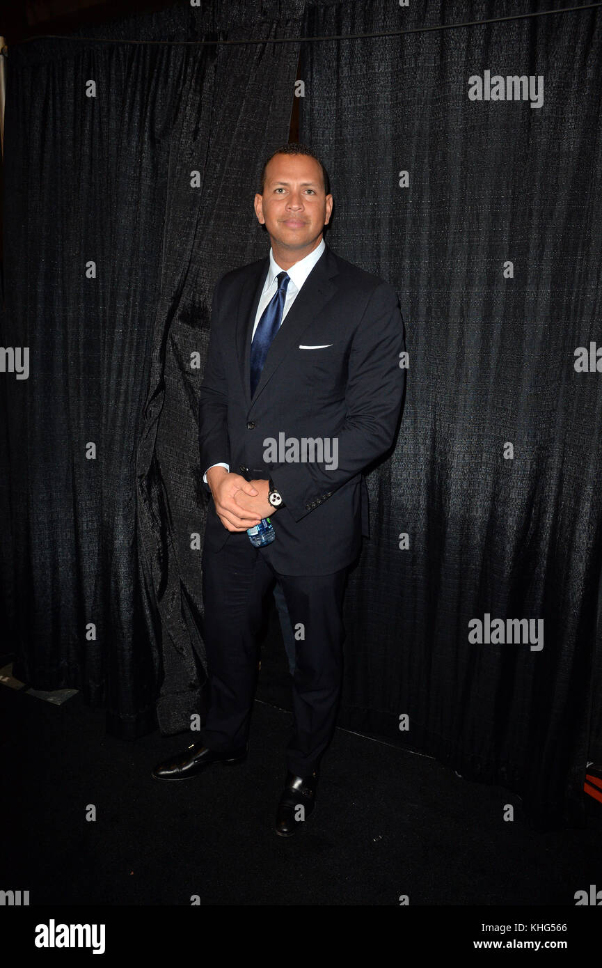 MIAMI BEACH, FL - JUNE 13: (EXCLUSIVE COVERAGE) Alex Rodriguez ( who ...