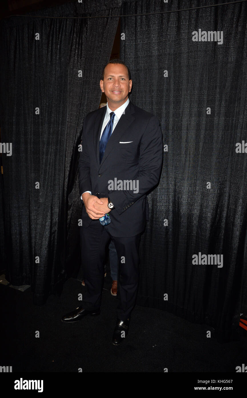 MIAMI BEACH, FL - JUNE 13: (EXCLUSIVE COVERAGE) Alex Rodriguez ( who ...