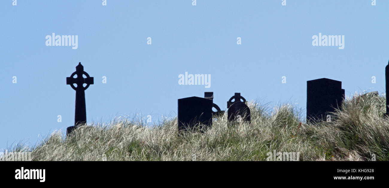 Distance grave hi-res stock photography and images - Alamy