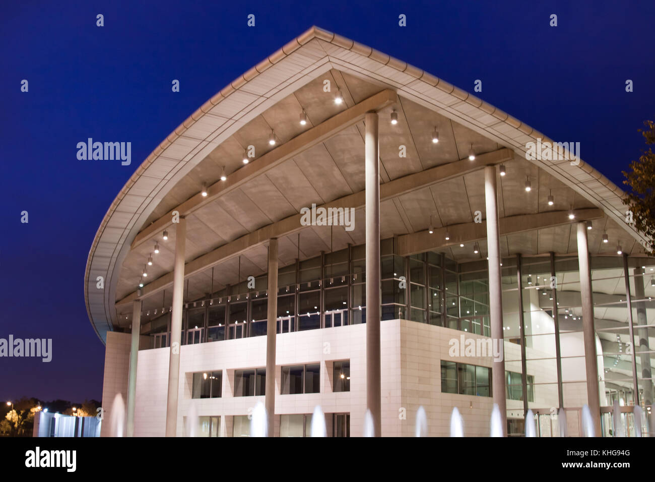 Valencia, Convention center palace. Palacio de Congresos by Norman ...