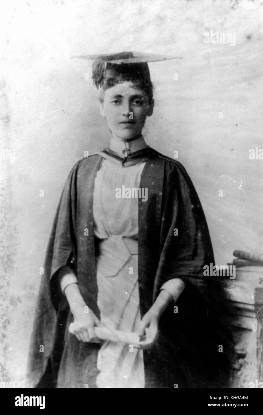 Elizabeth hunt hi-res stock photography and images - Alamy
