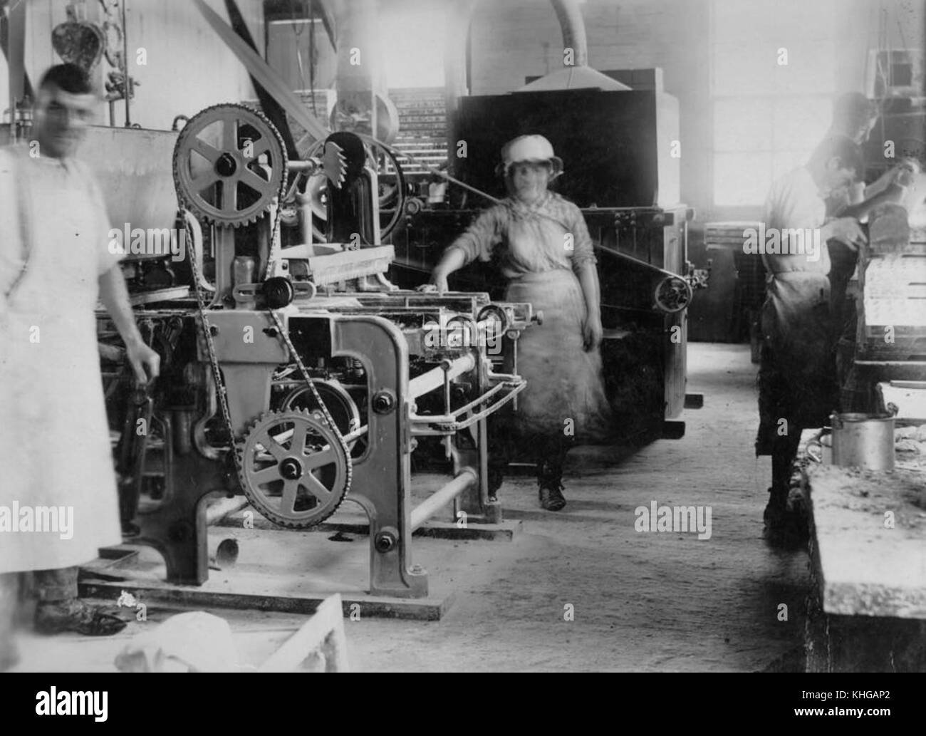 Mechanical engineering australia hi-res stock photography and images ...