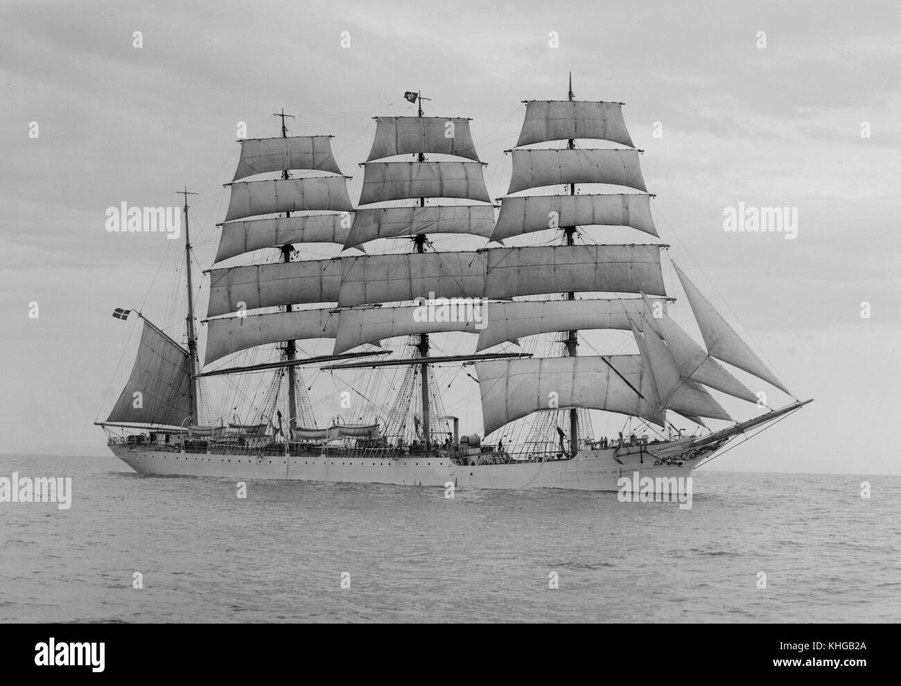 Viking ships fleet hi-res stock photography and images - Alamy