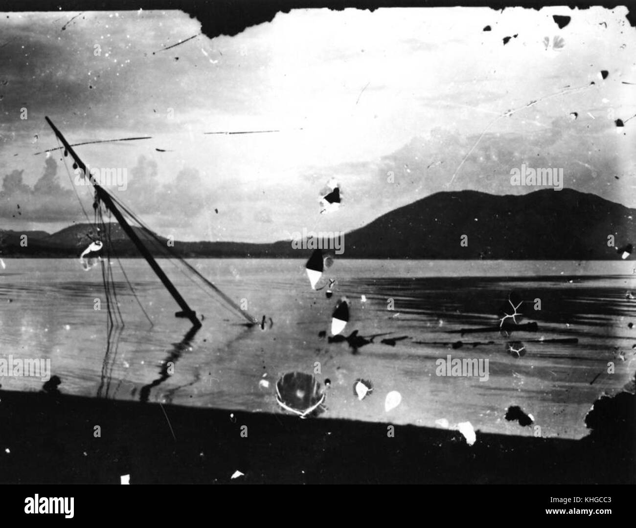 1 99980 Wreckage of the Papuan sunk during the 1907 cyclone, Cooktown ...