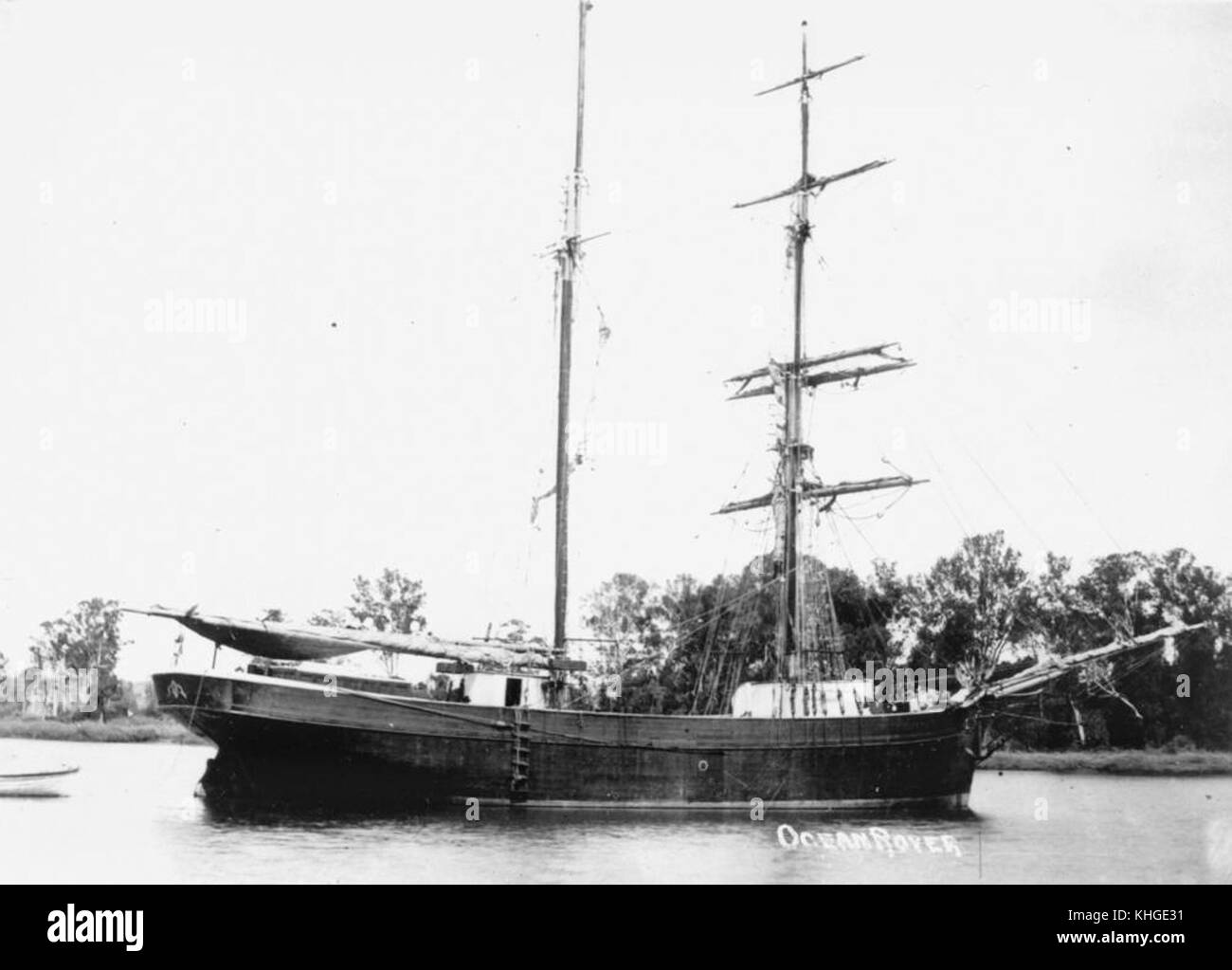 Ocean going cargo Black and White Stock Photos & Images - Alamy