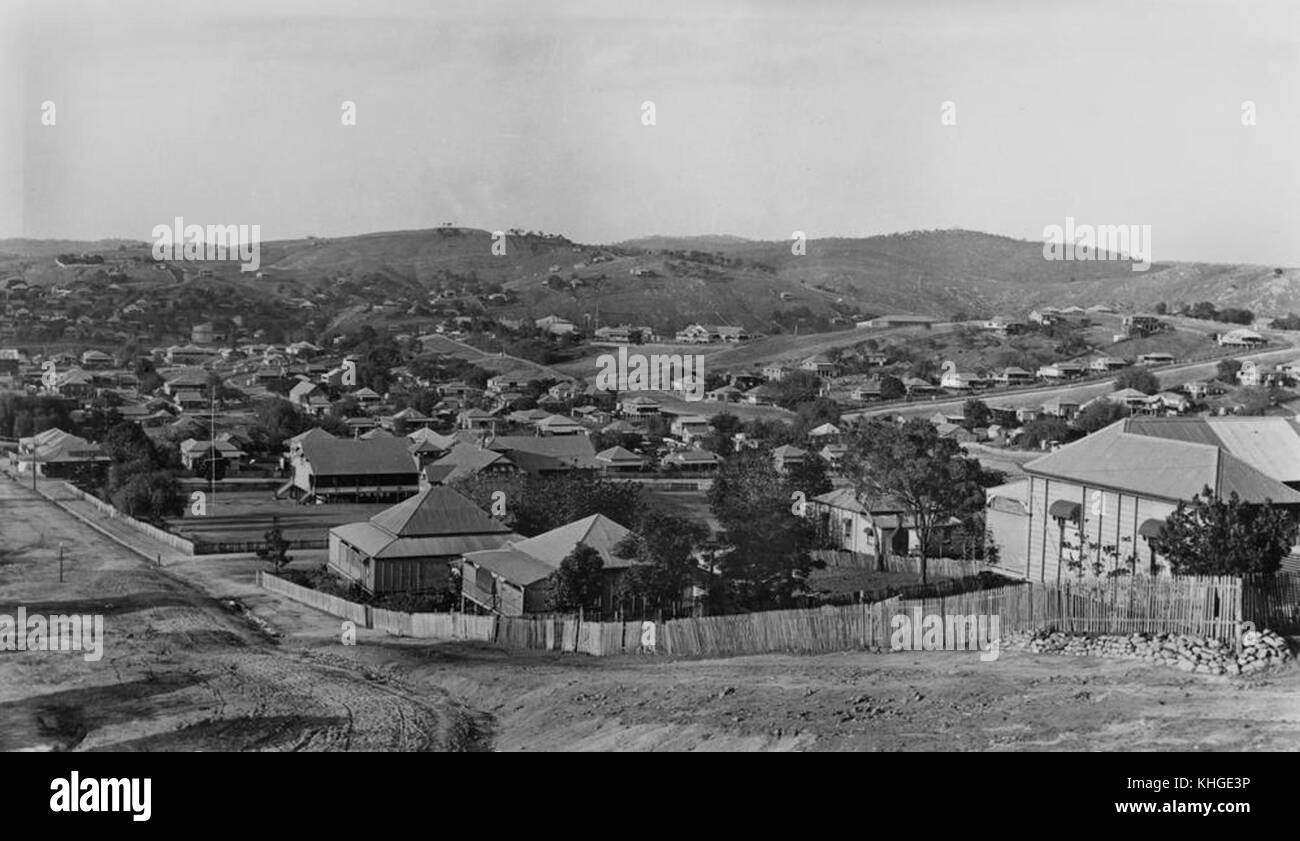 1 153843 Town view of Mount Morgan, 1913 Stock Photo - Alamy
