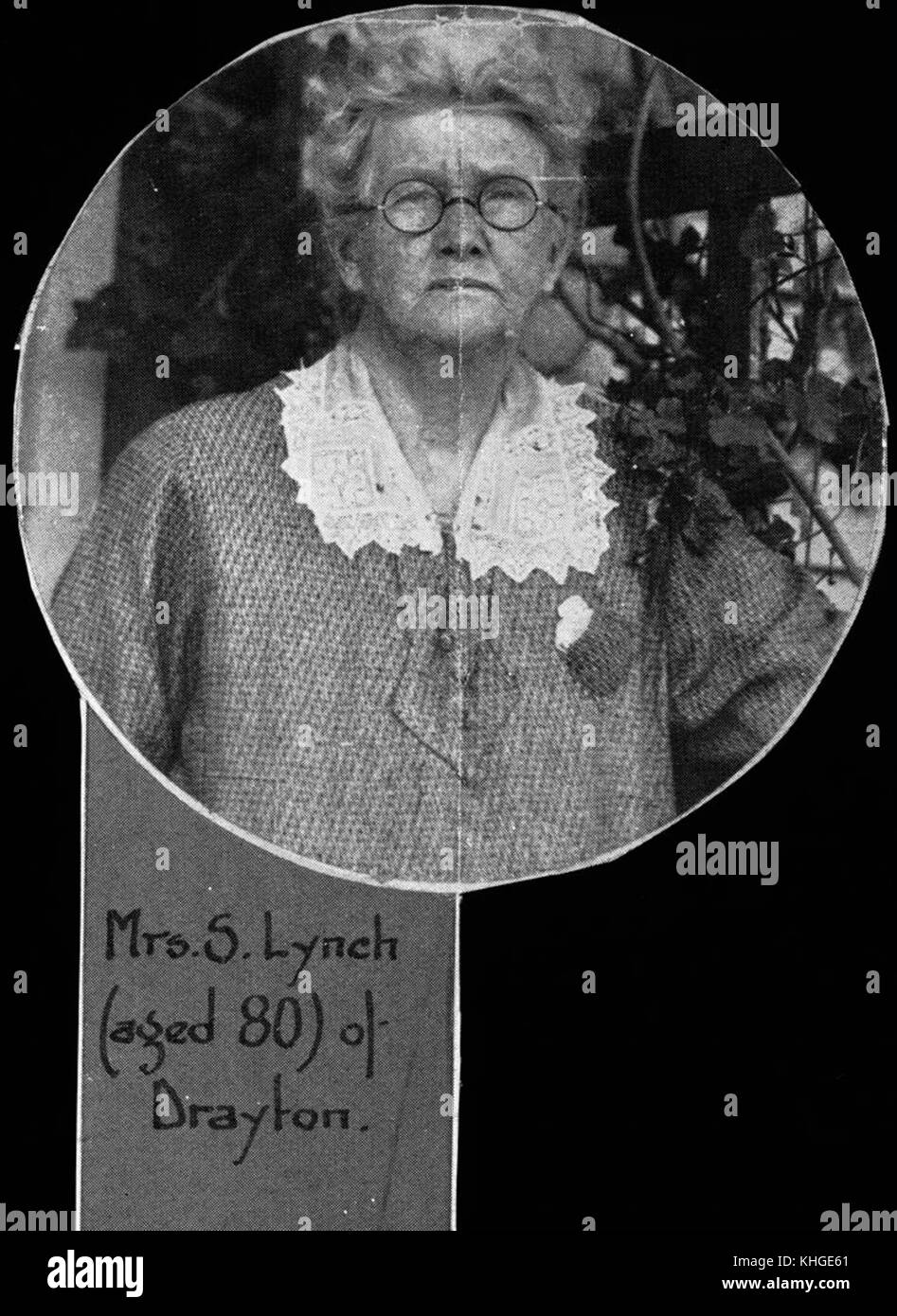 Old mrs hi-res stock photography and images - Alamy