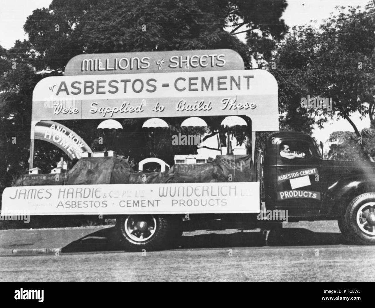 2 152895 James Hardie and Wunderlich float ready for the Victory Day ...