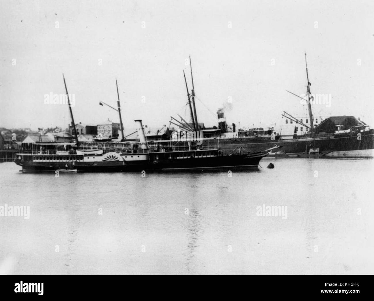 Ship wharf hi-res stock photography and images - Alamy