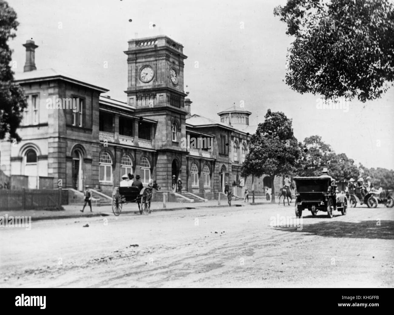 1 76343 Street scene outside the Post Office, Toowoomba, ca. 1909 Stock ...