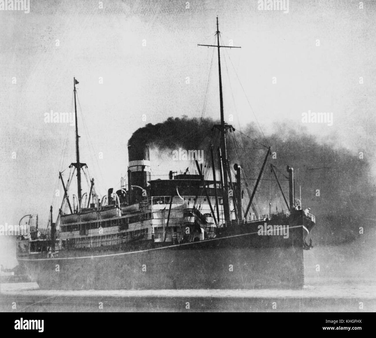 Ship near dock Black and White Stock Photos & Images - Alamy
